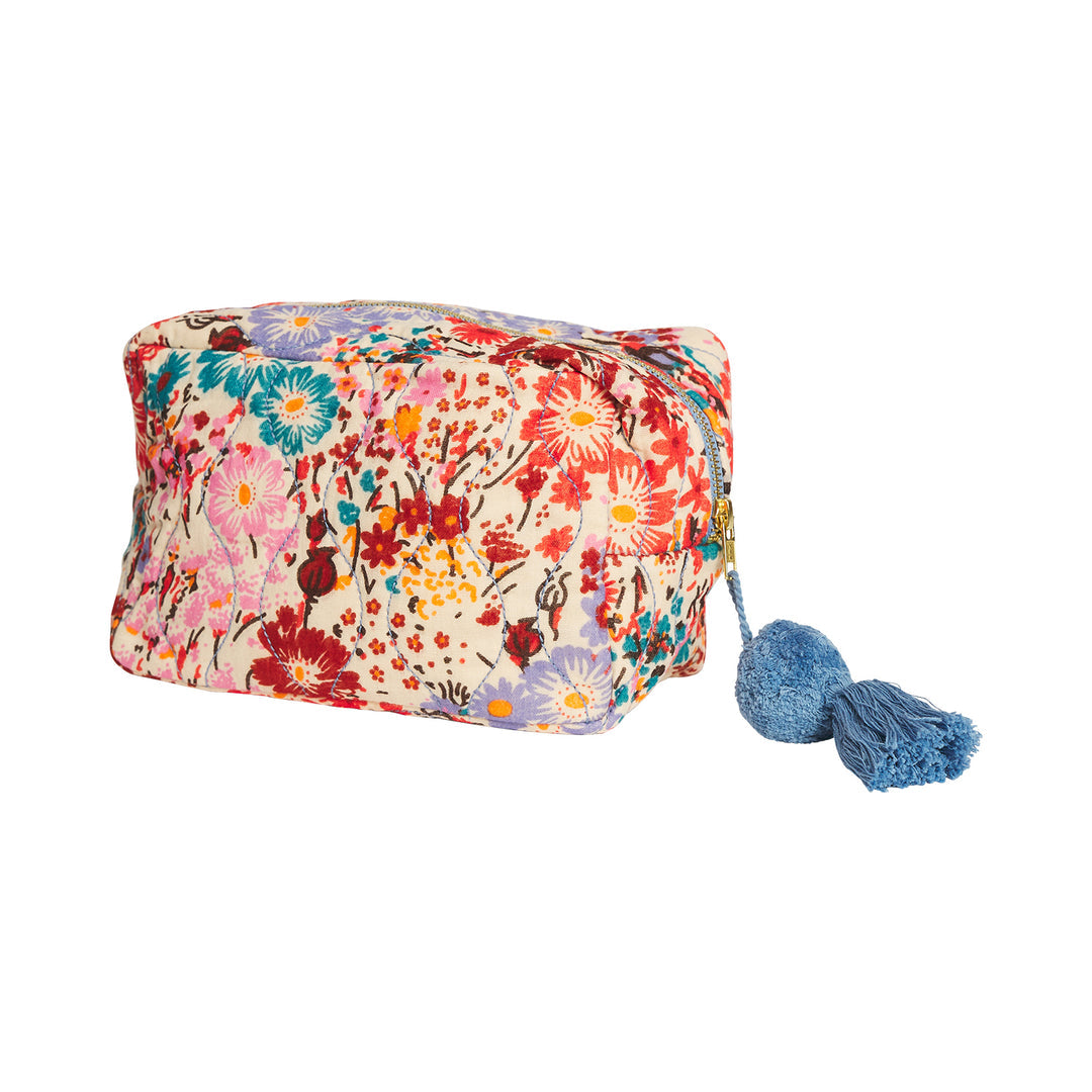 Meadow Beauty Bag – Wander + Laze